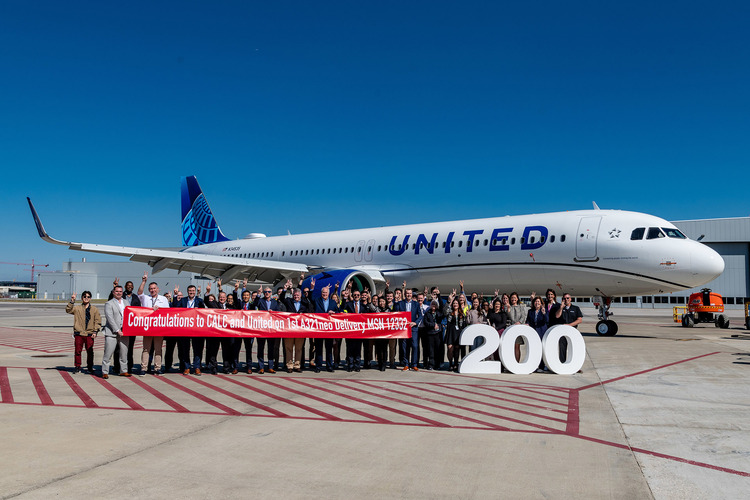 CALC Celebrates 200th Aircraft Delivery and First from Airbus Mobile ...